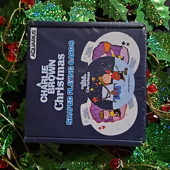Peanuts | Toys | Peanuts Charlie Brown Shaped Playing Cards Stocking ...